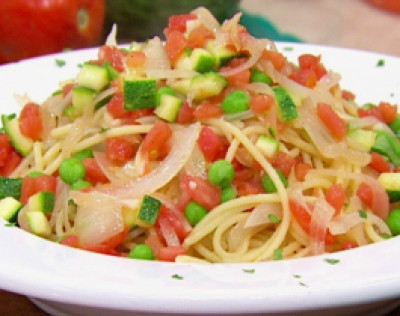 Spaghetti con salsa de verduras - Cocineros Argentinos
